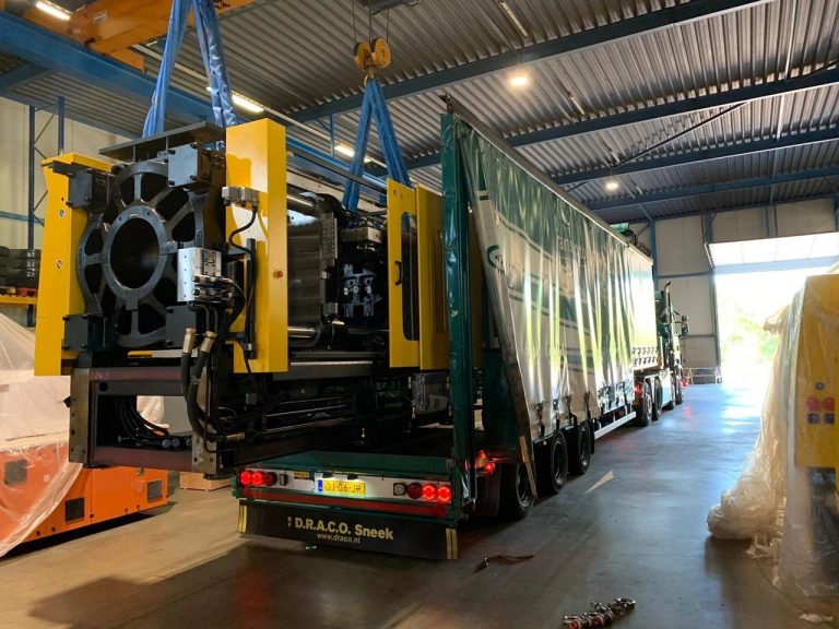 Spuitgietmachine met 800 ton sluitkracht – Espol Plastics